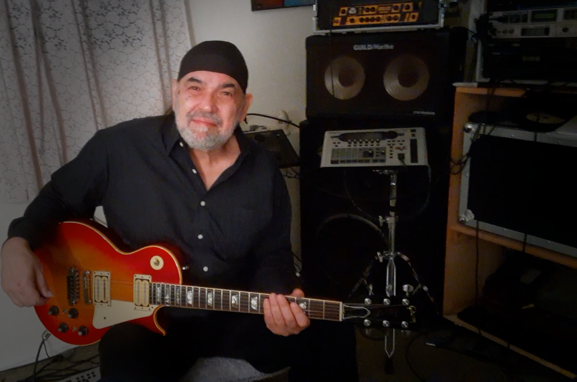 Guitar and Bass Teachers – Elefante Music & School for the Performing Arts